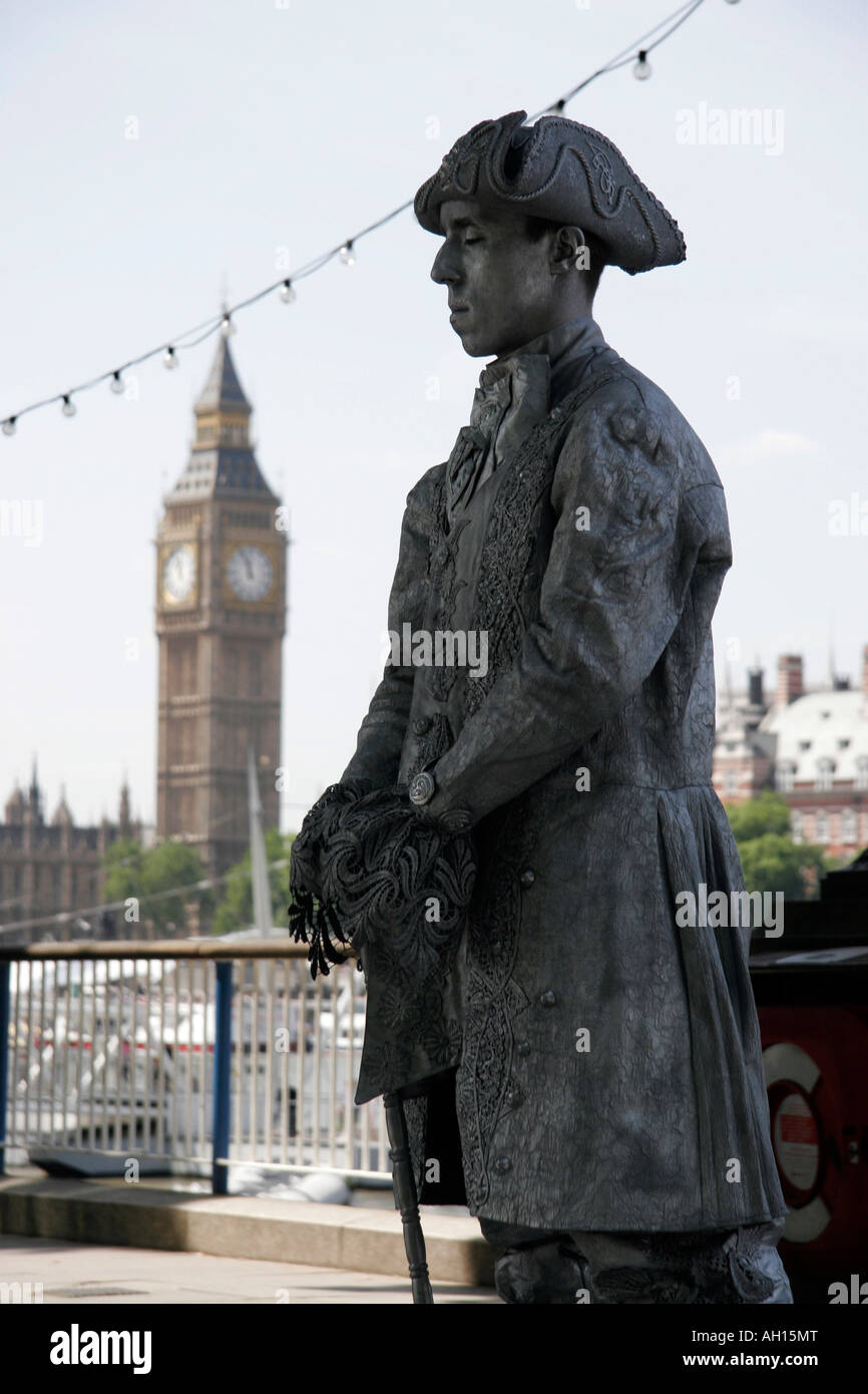 Living human hi-res stock photography and images - Alamy