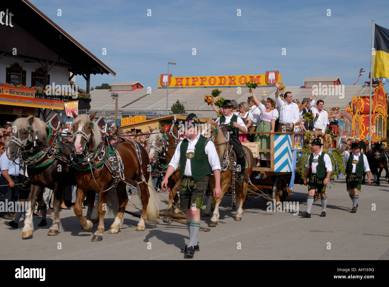 Oktoberfest parade traditional hi-res stock photography and images - Alamy
