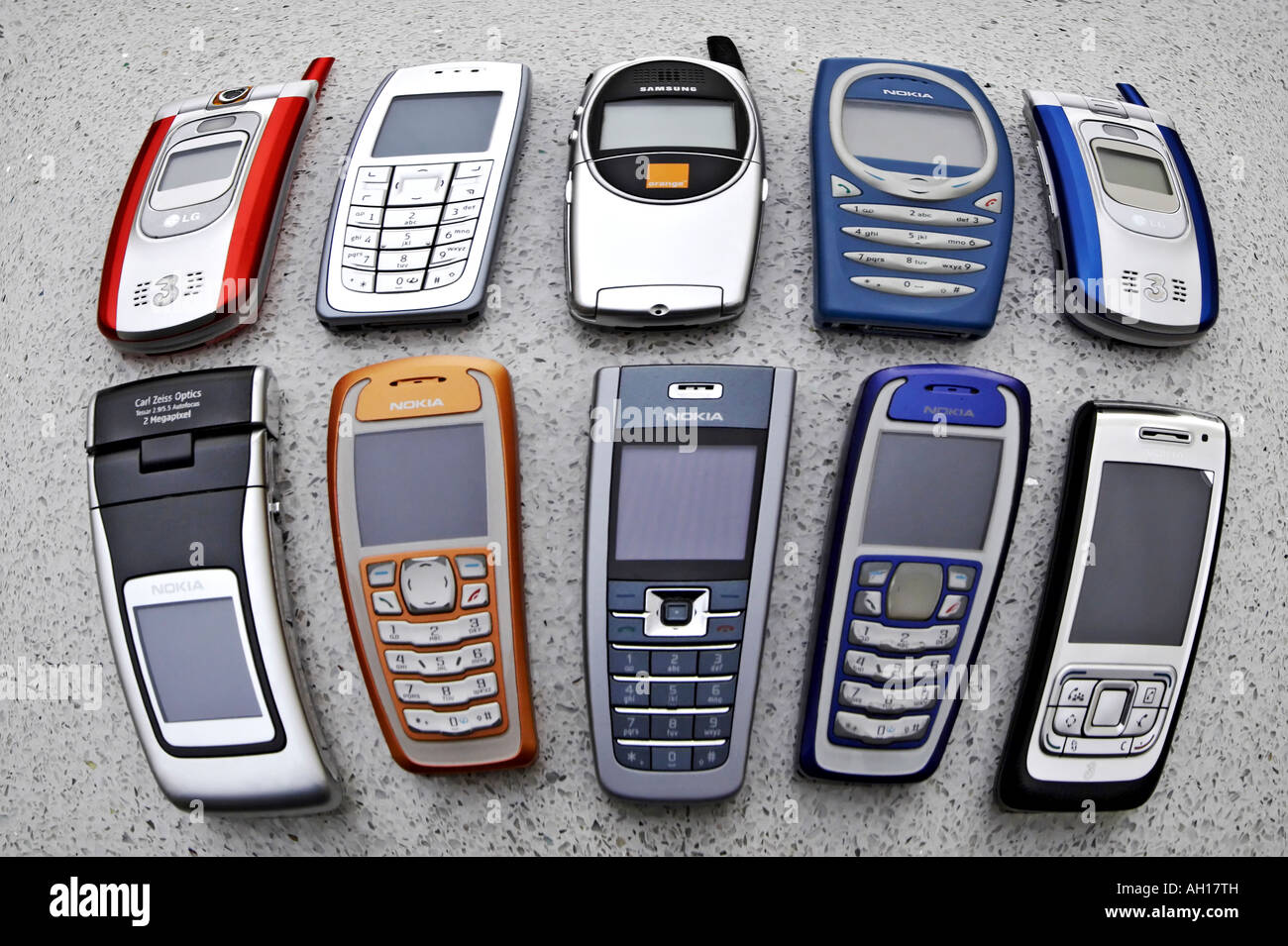 Eight Cell Phones - not smart phones Stock Photo - Alamy