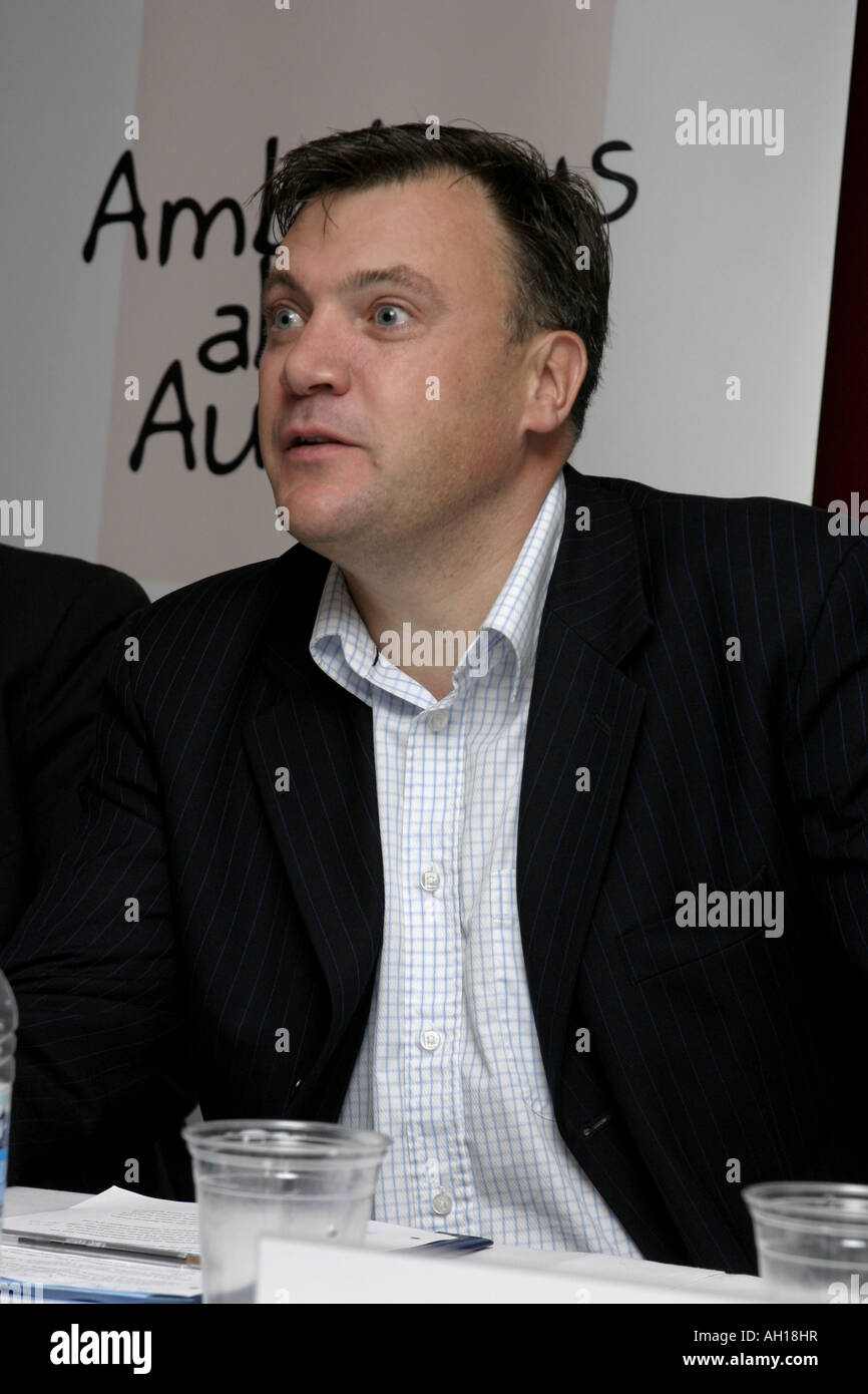 ed balls labour mp making a speech oct 07 Stock Photo - Alamy