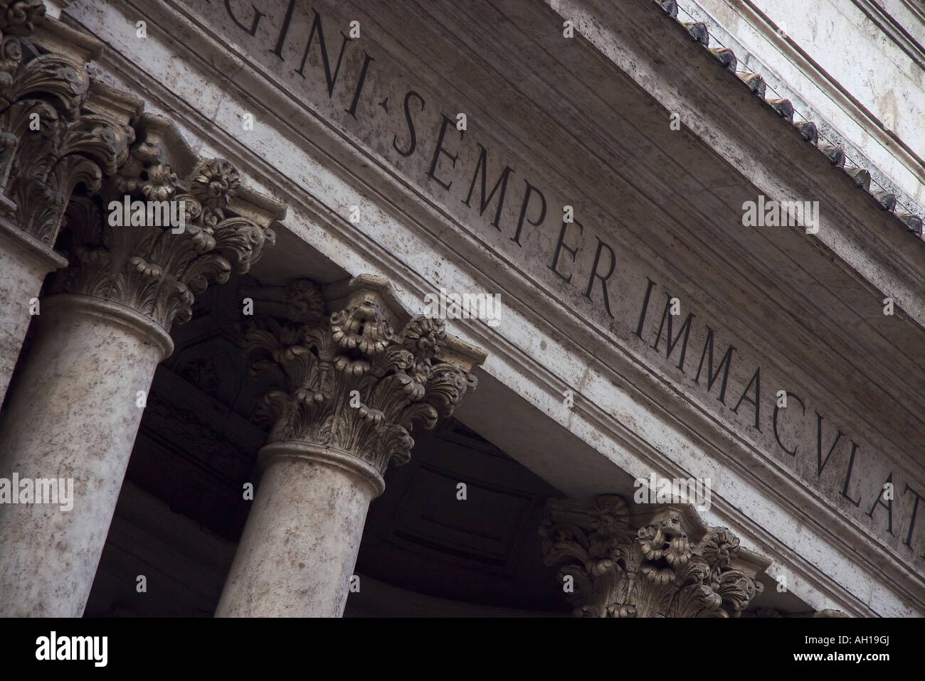 Rome Italy City Building Architecture Support Details Stock Photo - Alamy