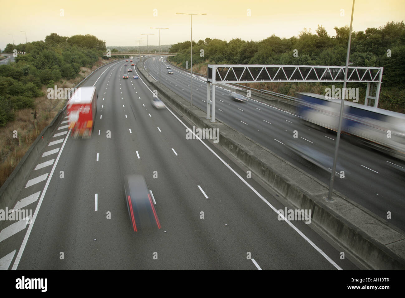 M25 junction 9 hi-res stock photography and images - Alamy