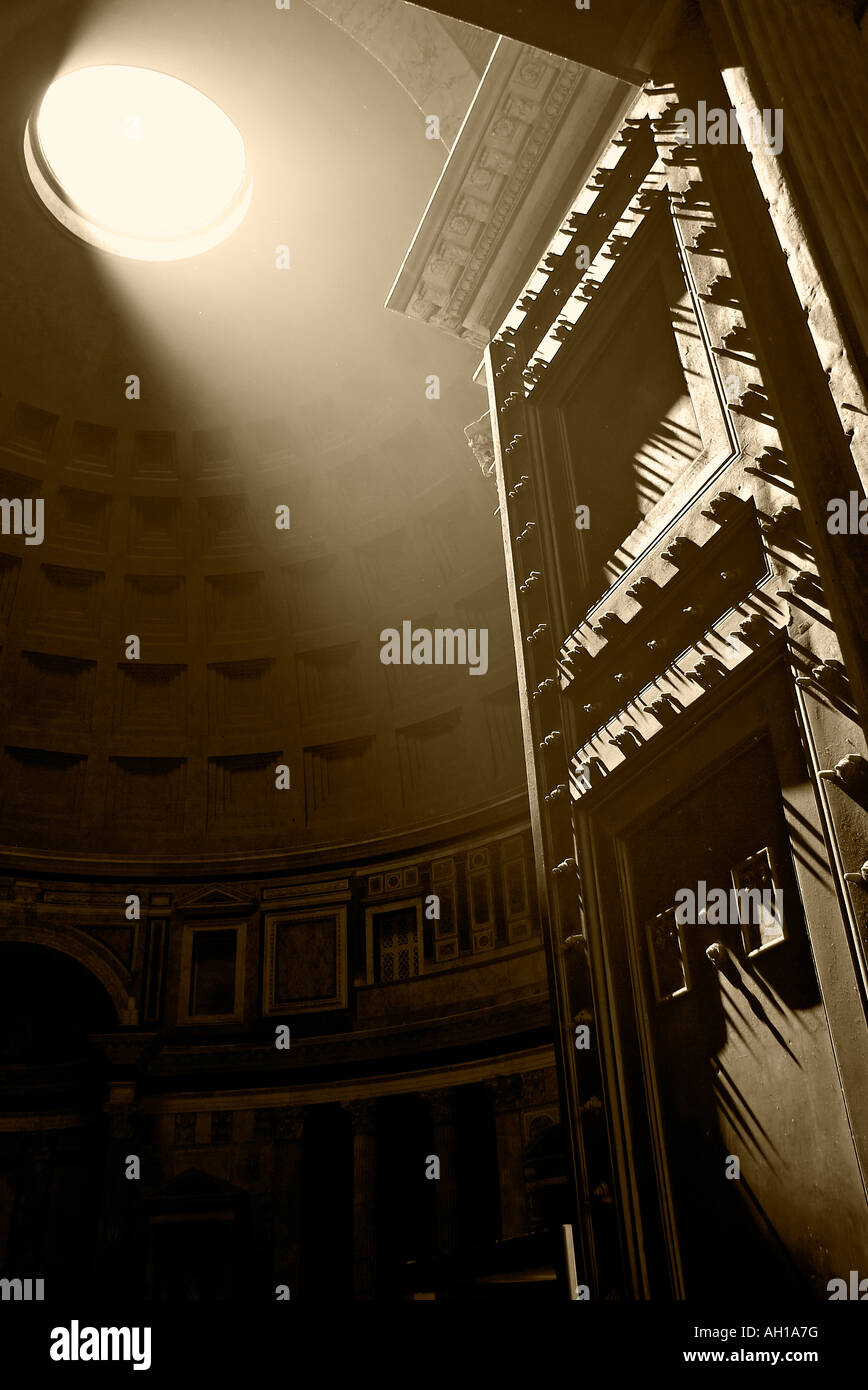 Rome Italy The Famous Pantheon Temple of all the Gods Oculus Opening ...