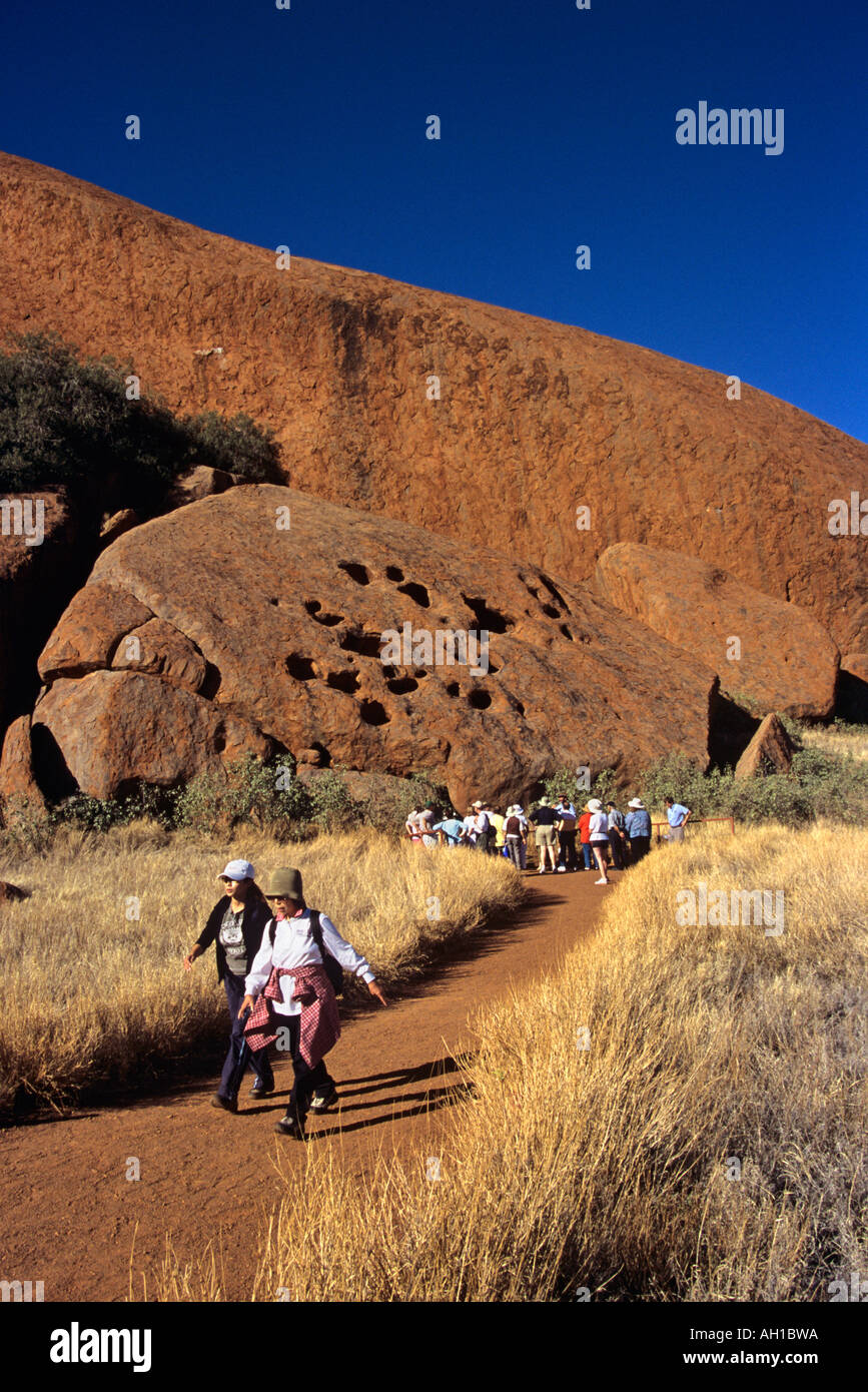 Mount Uluru, Ayers Rock, Kata Tjuta National Park, Northern Territory ...
