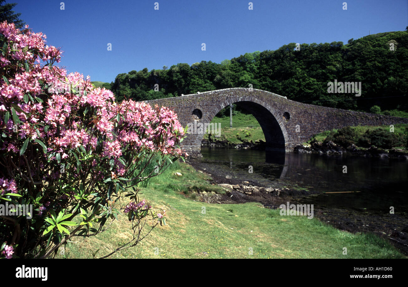 ATLANTIC BRIDGE IN CLACHAN SEIL ON THE WEST COAST OF SCOTLAND UK Stock ...