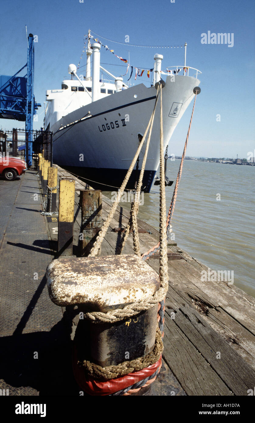 The essex ship High Resolution Stock Photography and Images - Alamy