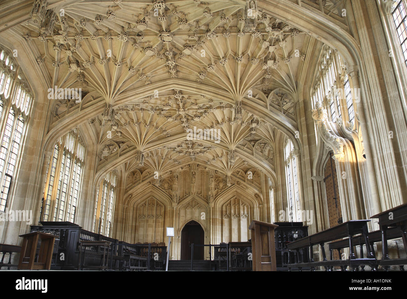 Bodleian Library and Divinity School, Oxford Univeristy, Oxford ...