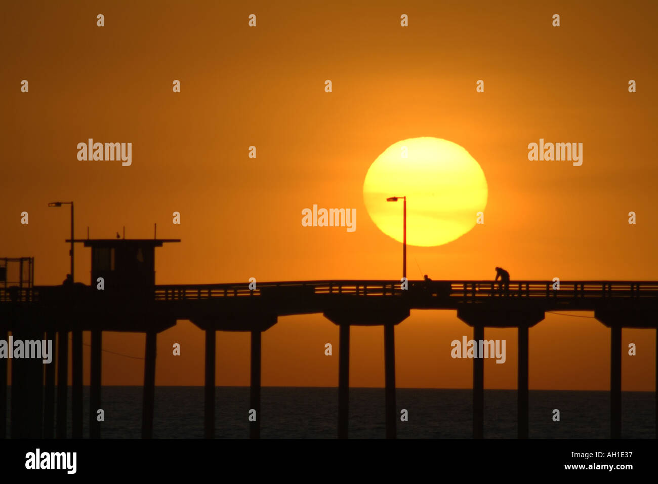 Sunset Ocean Beach Pier Stock Photo - Alamy