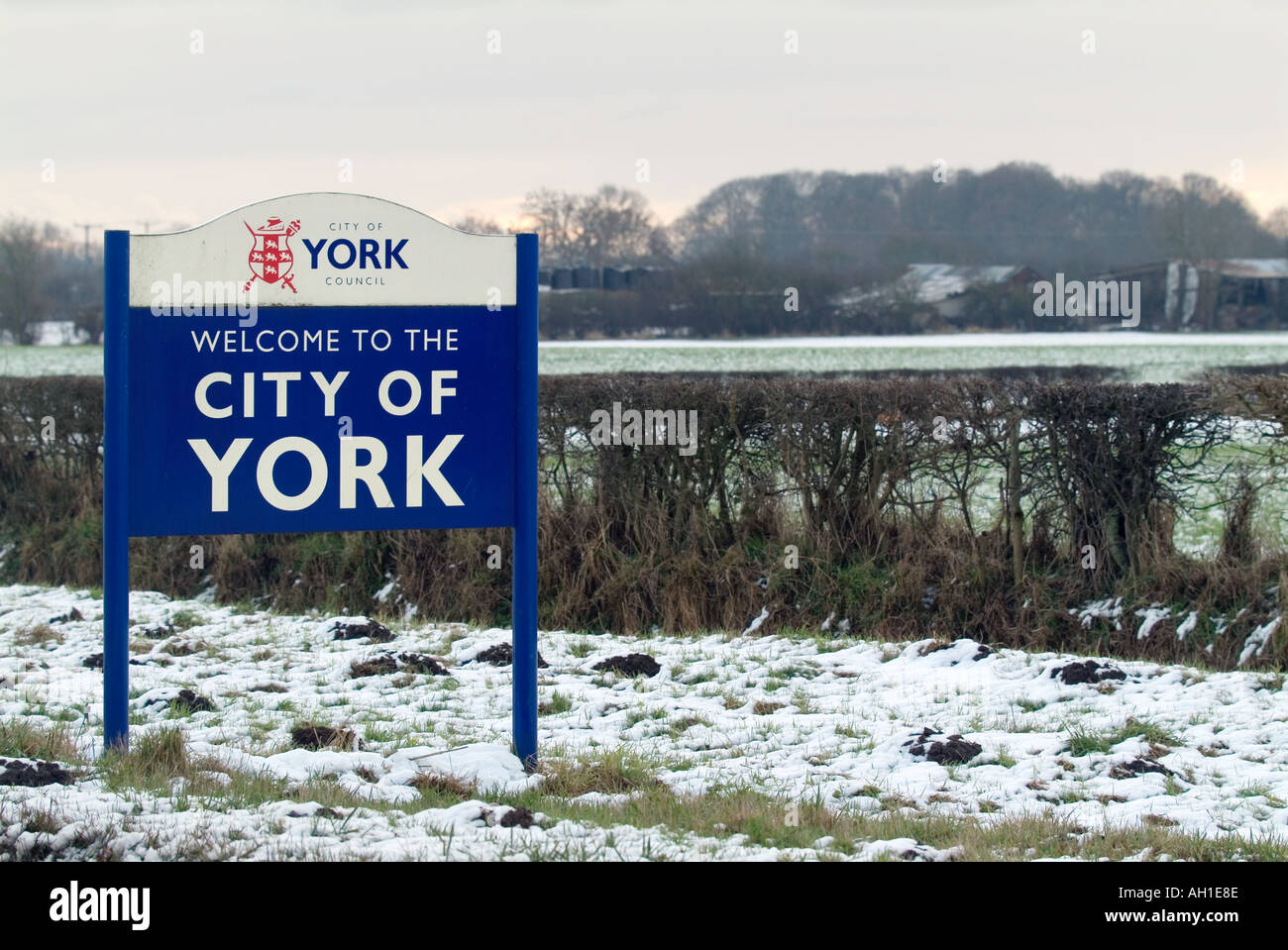 welcome to york sign snow ice frost winter cold freeze slippy icy ...
