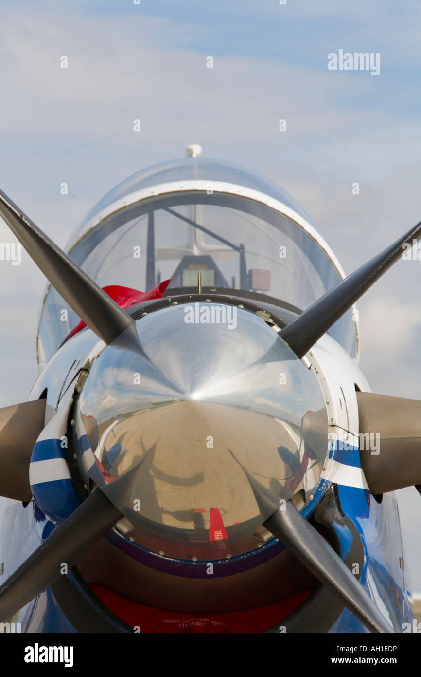 Propeller spinner hi-res stock photography and images - Alamy
