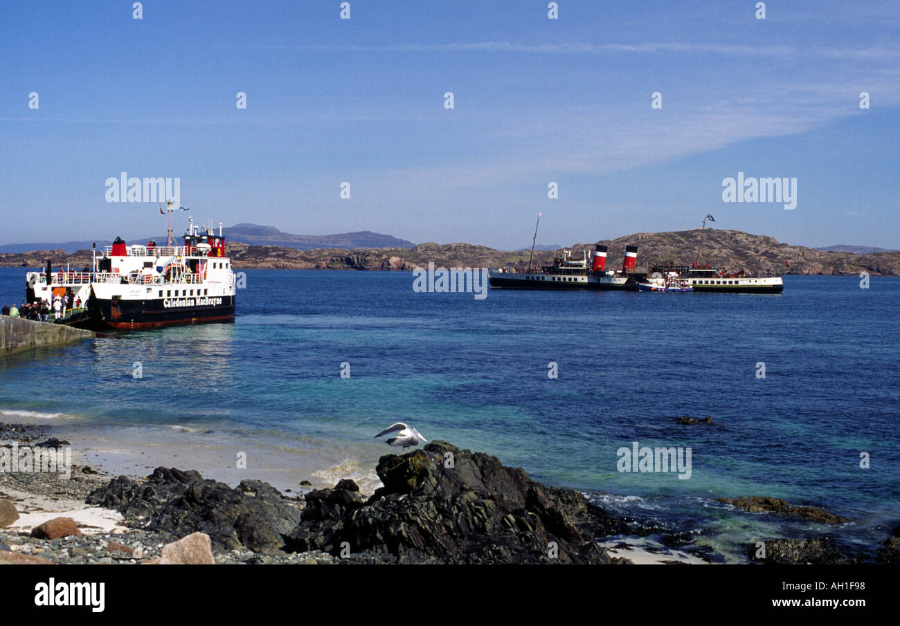 Calmac mv iona hi-res stock photography and images - Alamy