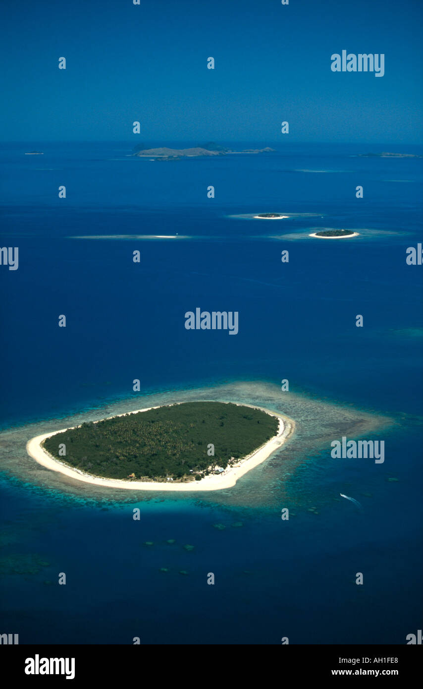 Mamanuca Island Group Mamanuca Islands aerial Stock Photo - Alamy