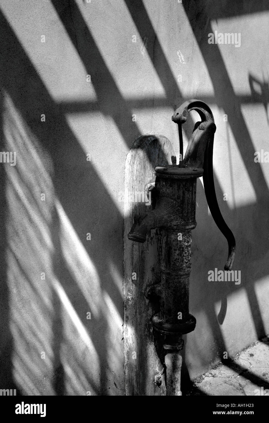 Sun cover hand Black and White Stock Photos & Images - Alamy