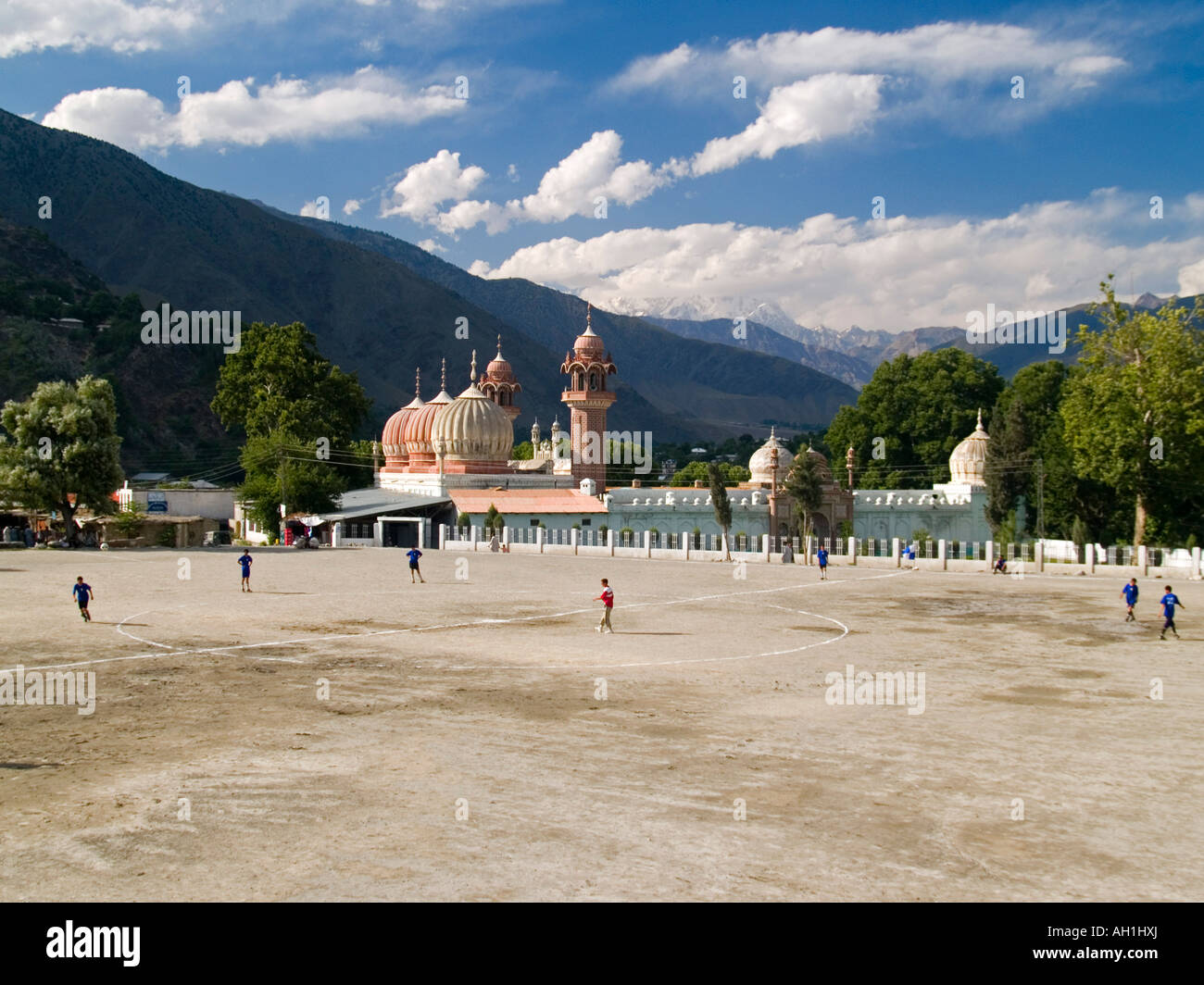 Chitral mosque hi-res stock photography and images - Alamy