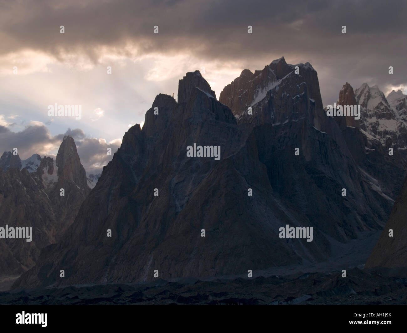 Trango peaks hi-res stock photography and images - Alamy