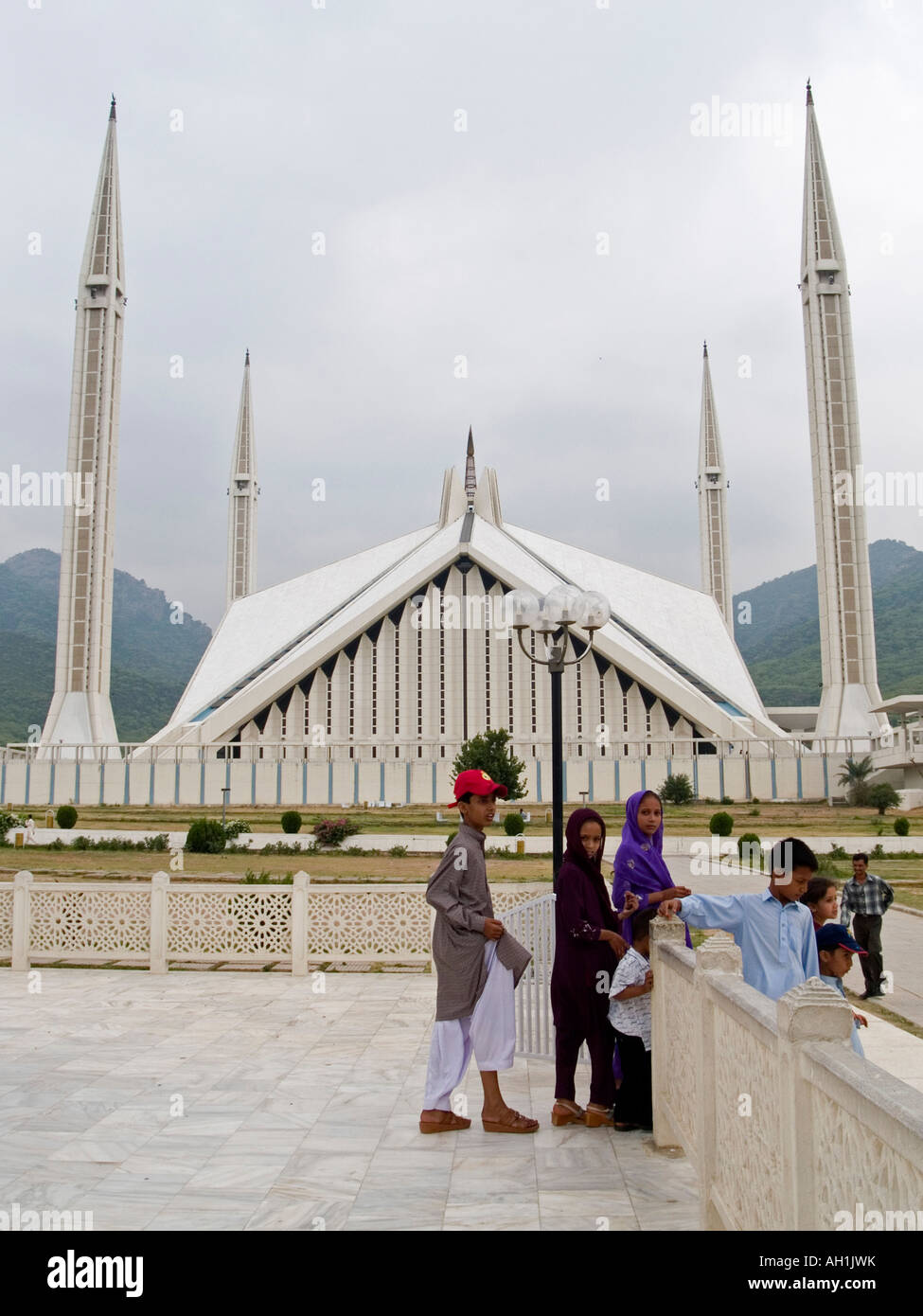 Faisal Mosque Wallpaper
