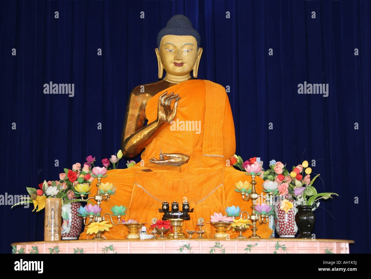 Ananda india hi-res stock photography and images - Alamy