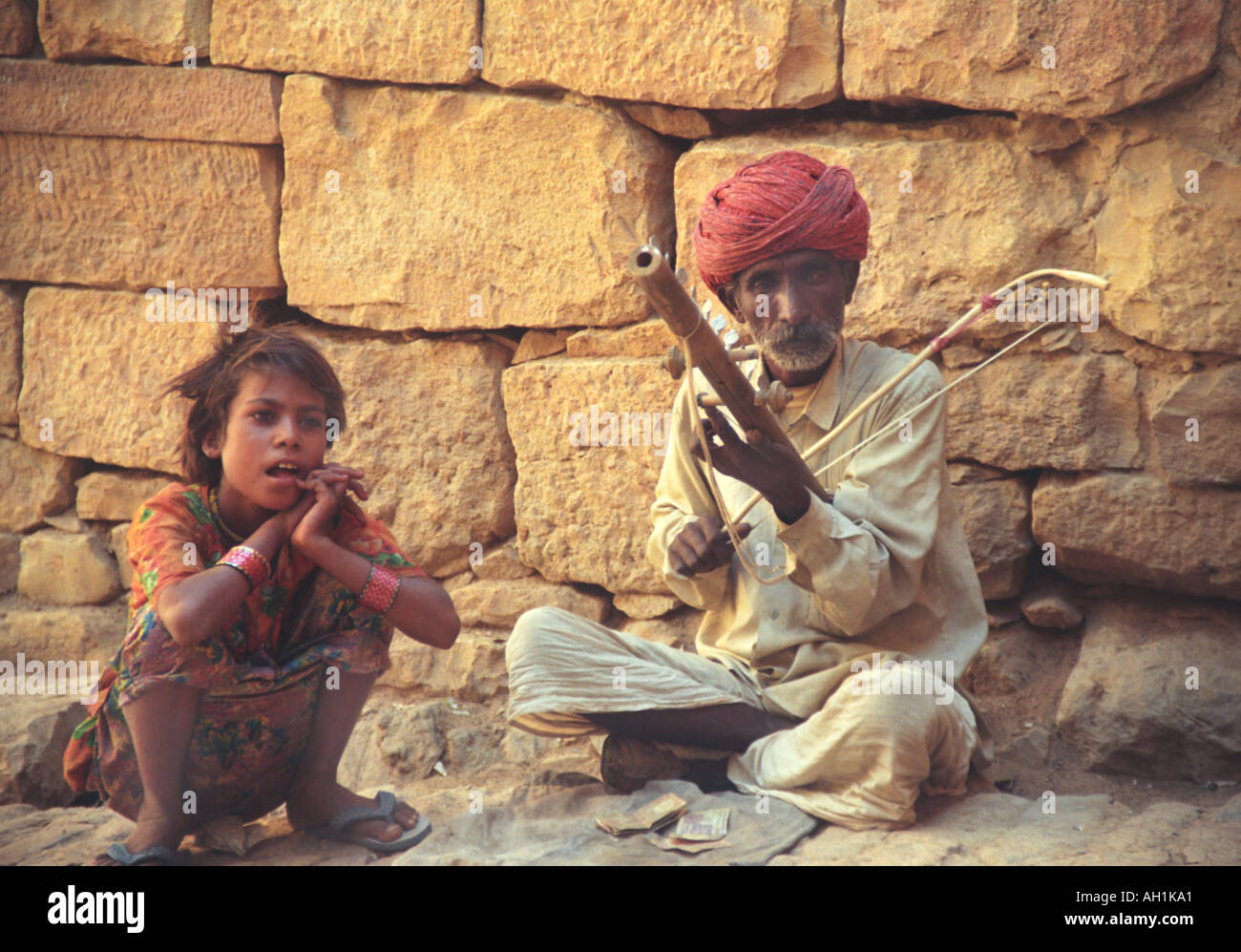 Blind playing instrument hi-res stock photography and images - Alamy