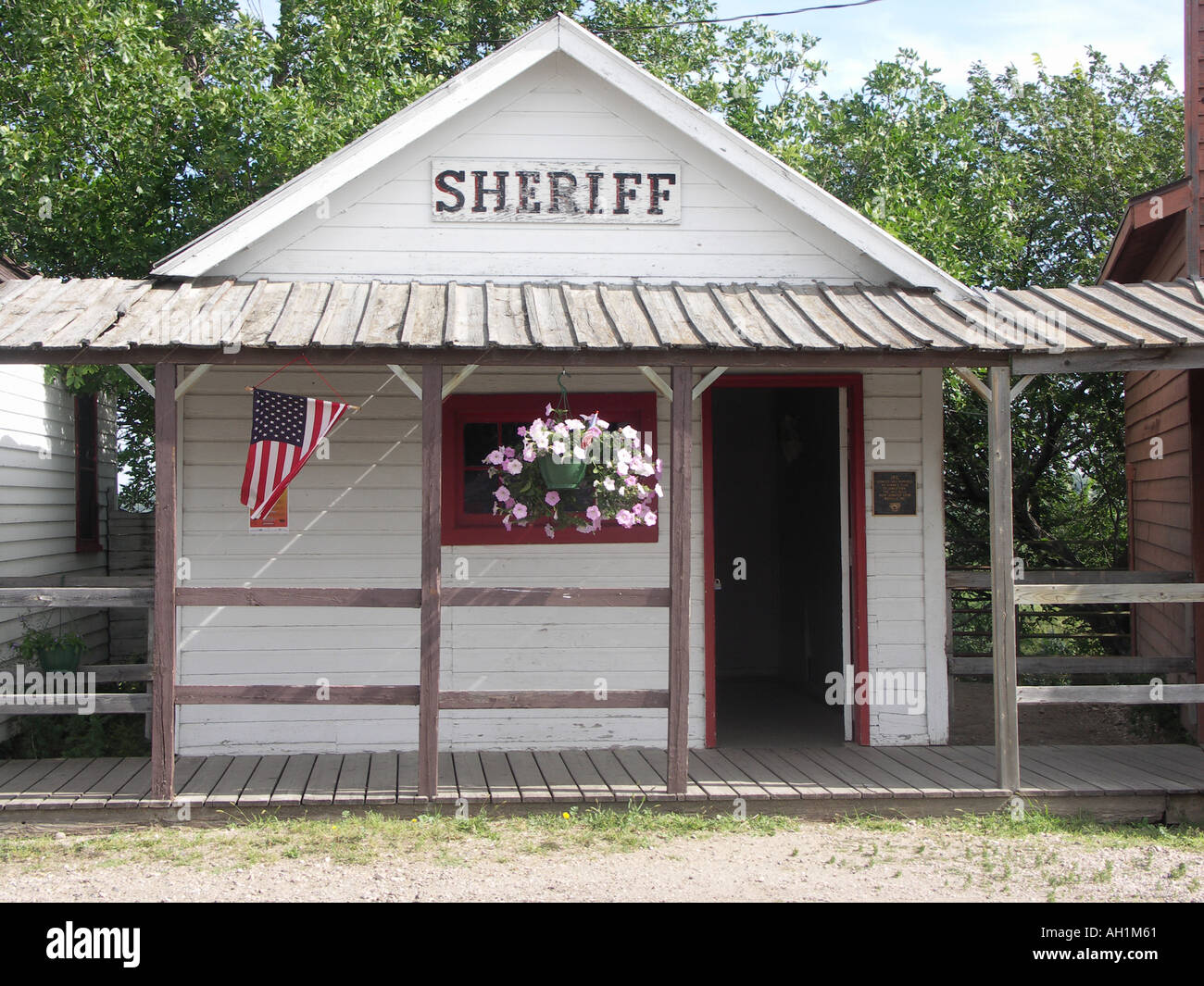 Old sheriffs office hi-res stock photography and images - Alamy