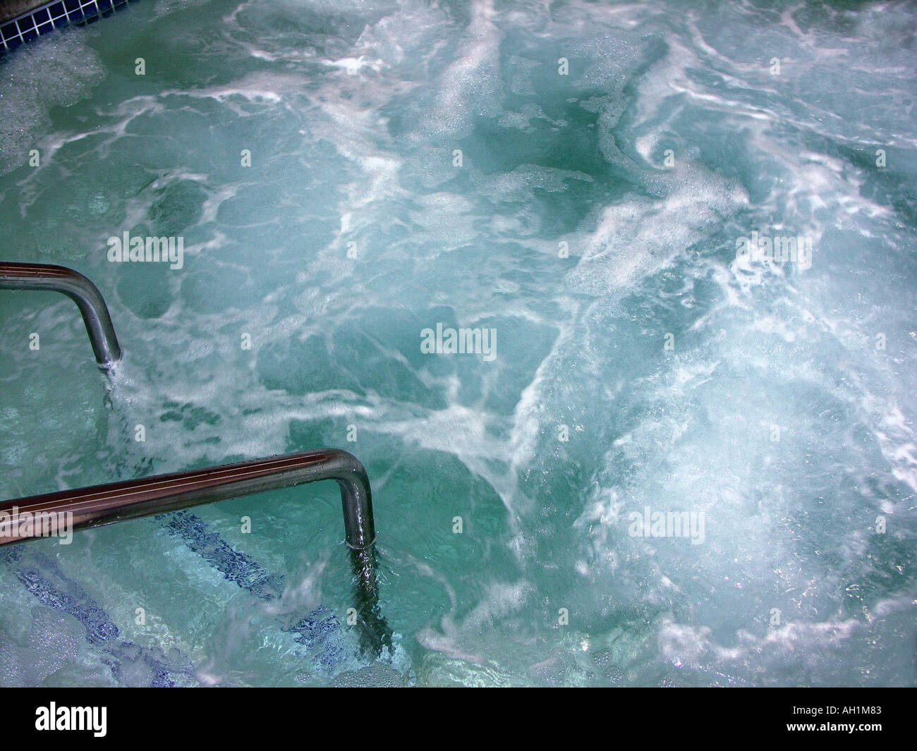 Circulating water hi-res stock photography and images - Alamy