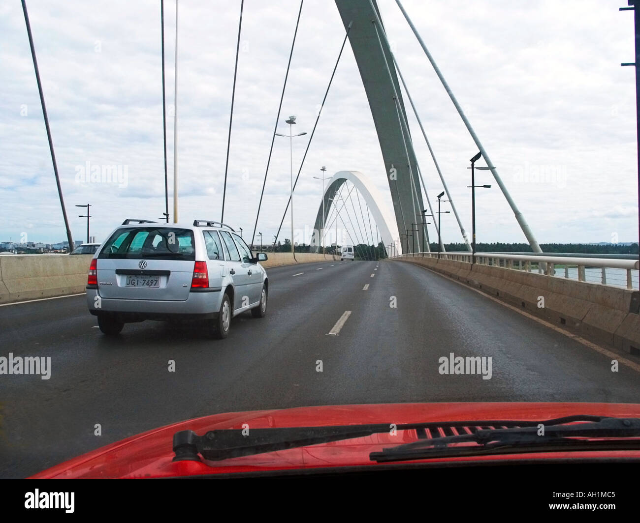 Cars going Over Juscelino Kubitschek Bridge Ponte Juscelino Kubitschek ...
