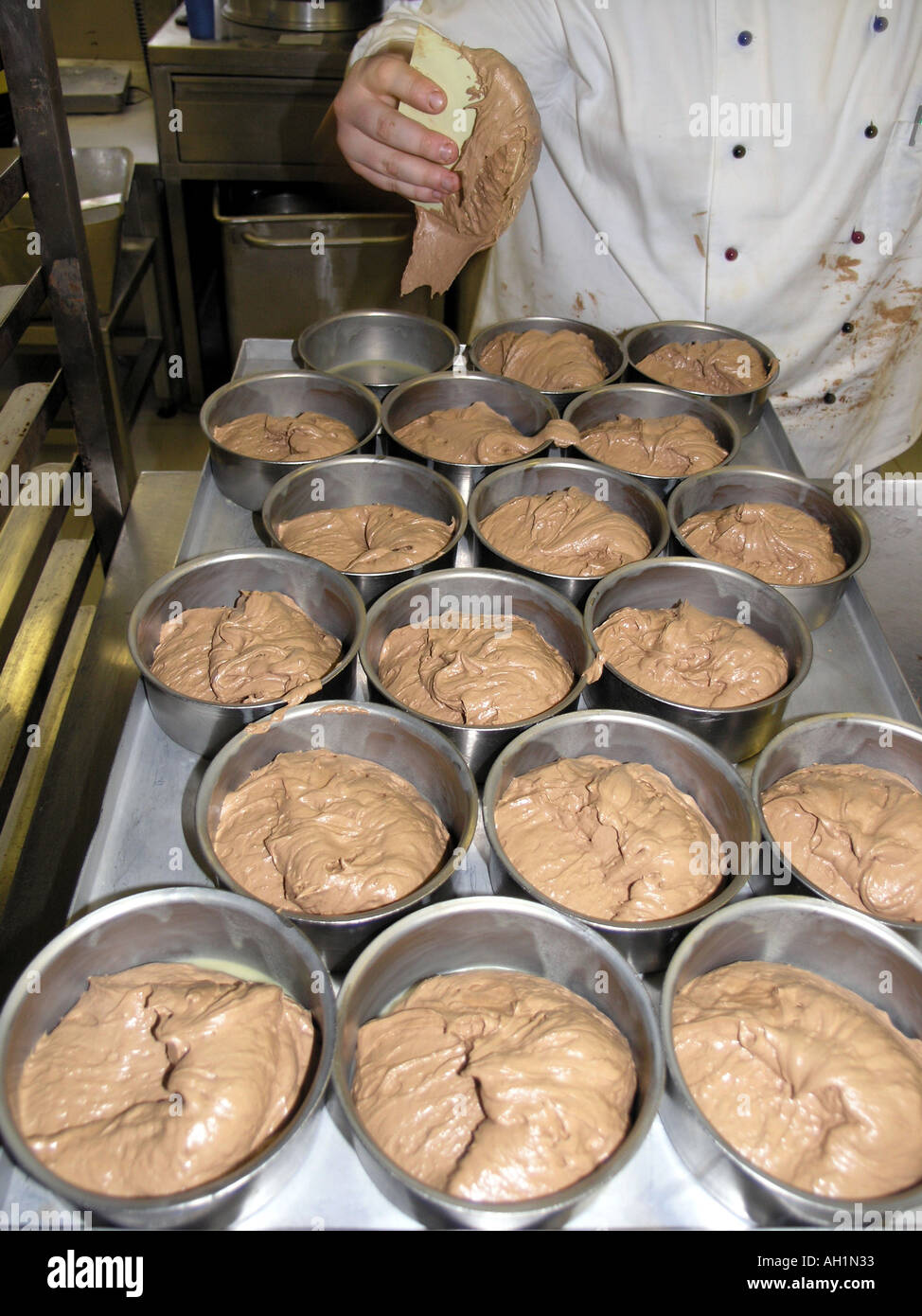 Sacher Cake factory Stock Photo - Alamy