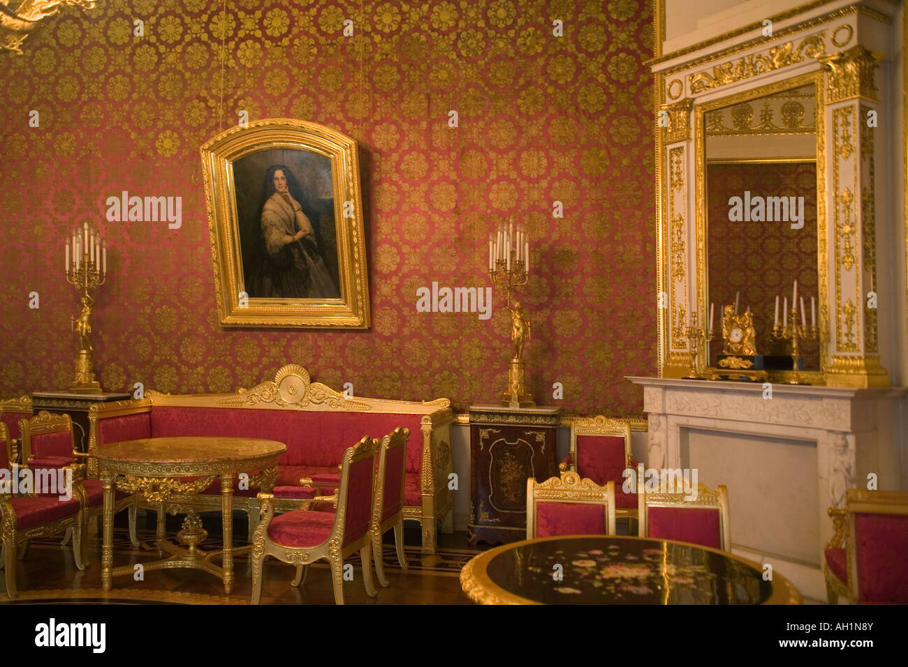 Russia St.Petersburg Yusupov Palace Red Drawing room Stock Photo - Alamy