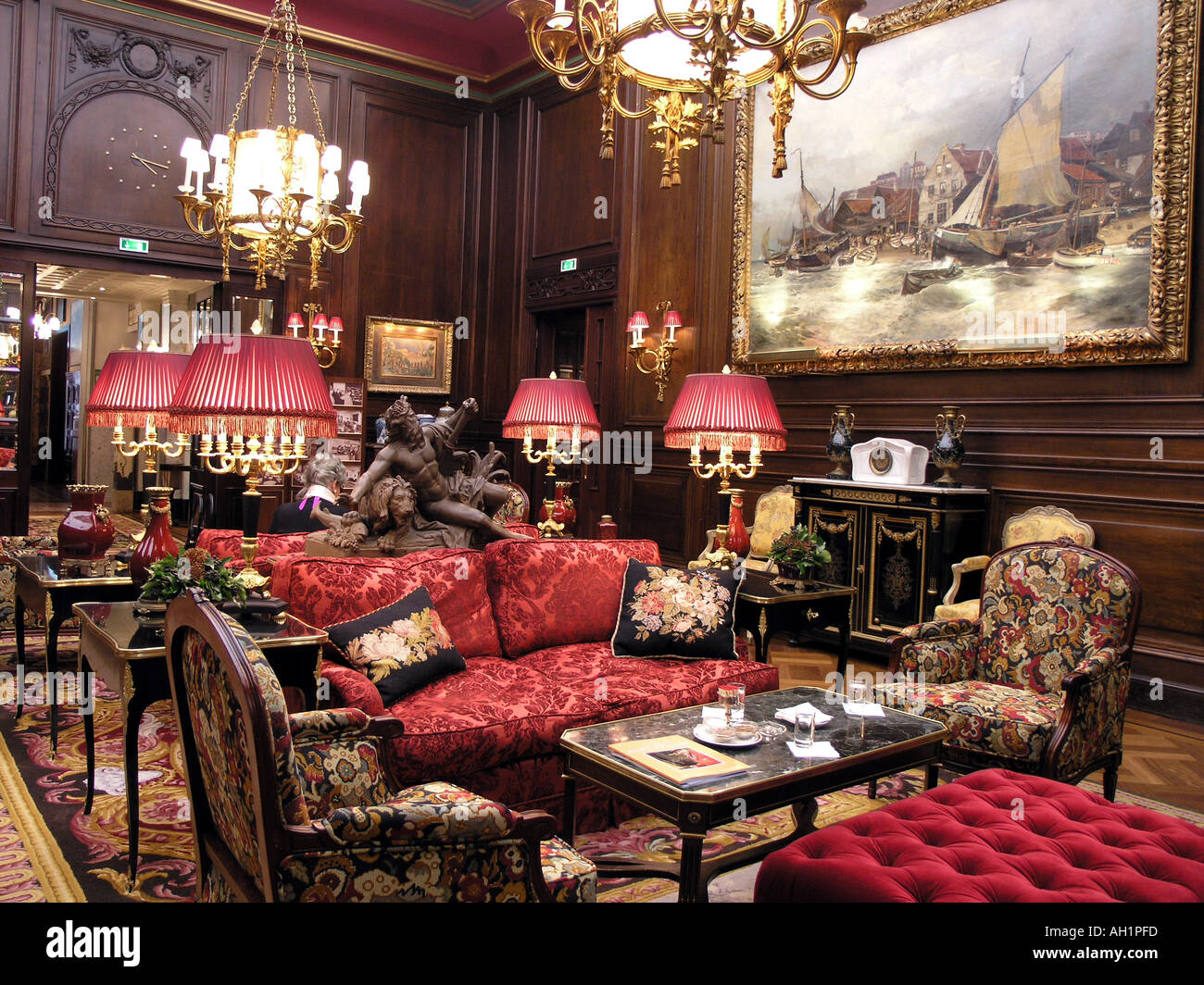Sacher hotel vienna hi-res stock photography and images - Alamy