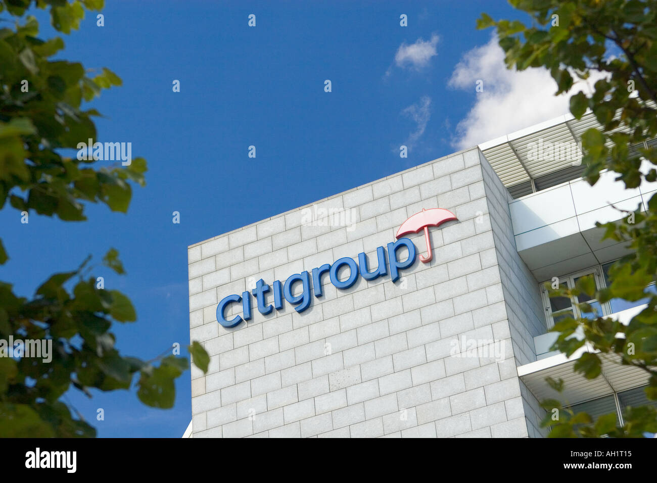 Customhouse quay hi-res stock photography and images - Alamy