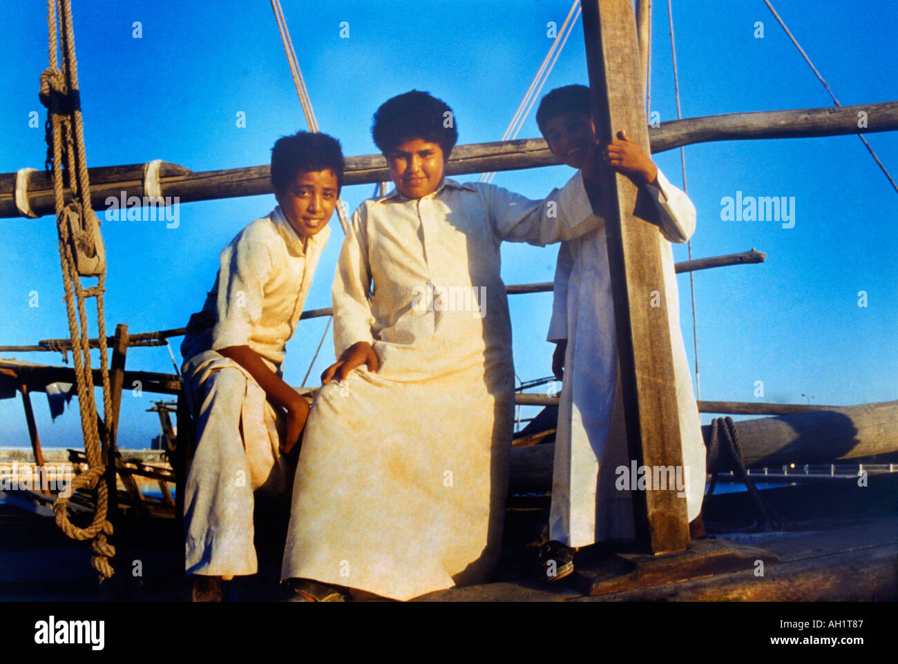 Qatar children hi-res stock photography and images - Alamy