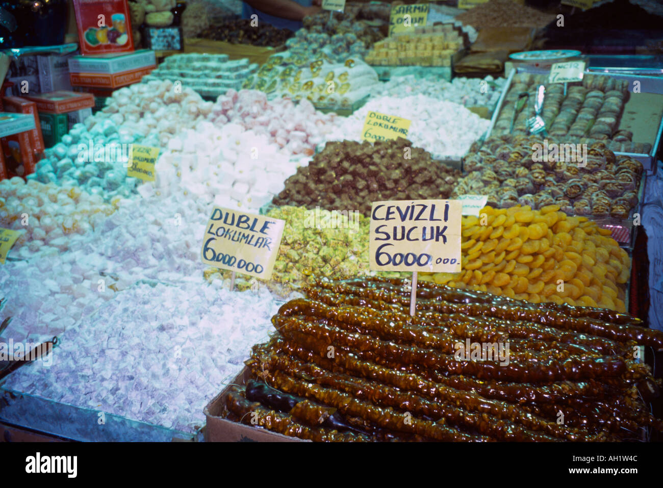 Turkish delight in shop hi-res stock photography and images - Alamy