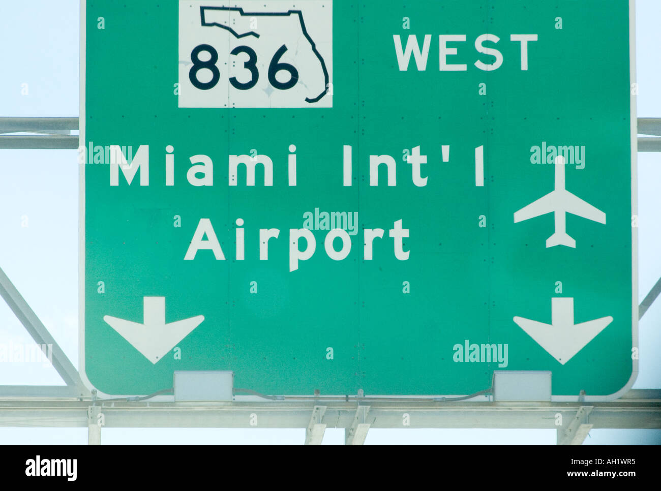 Miami airport art hi-res stock photography and images - Alamy