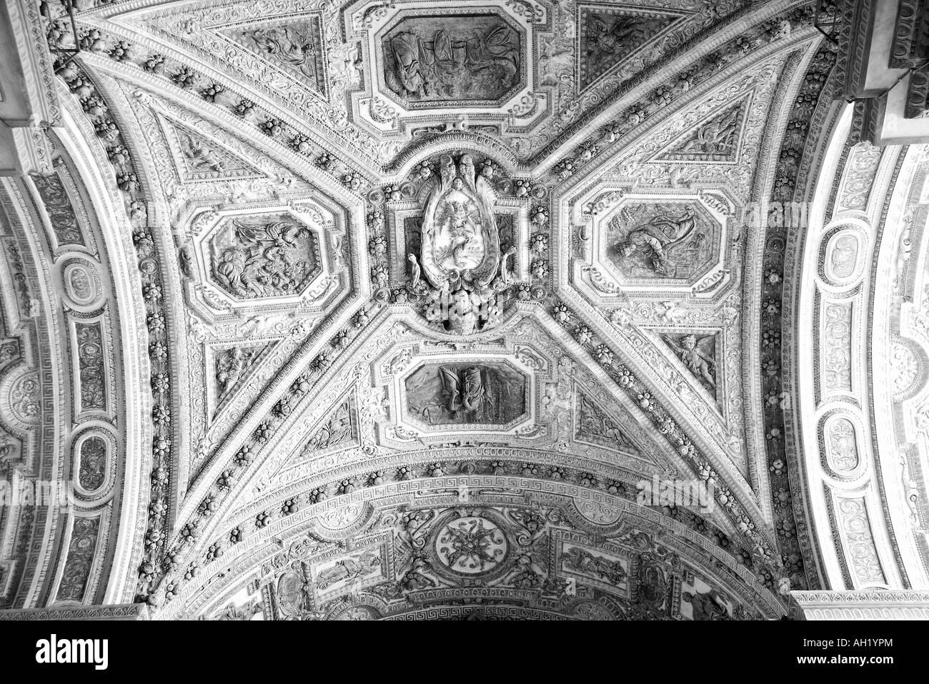 Jesus saint peter on Black and White Stock Photos & Images - Alamy