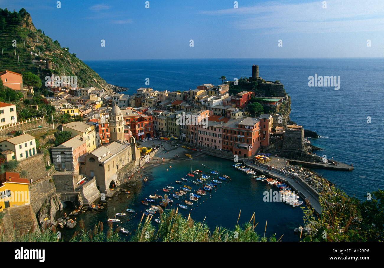 Cinque terre village italy hi-res stock photography and images - Alamy