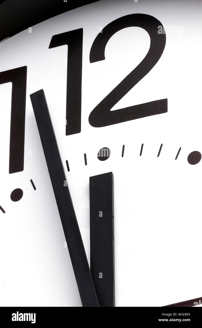 Eleven o clock hi-res stock photography and images - Alamy