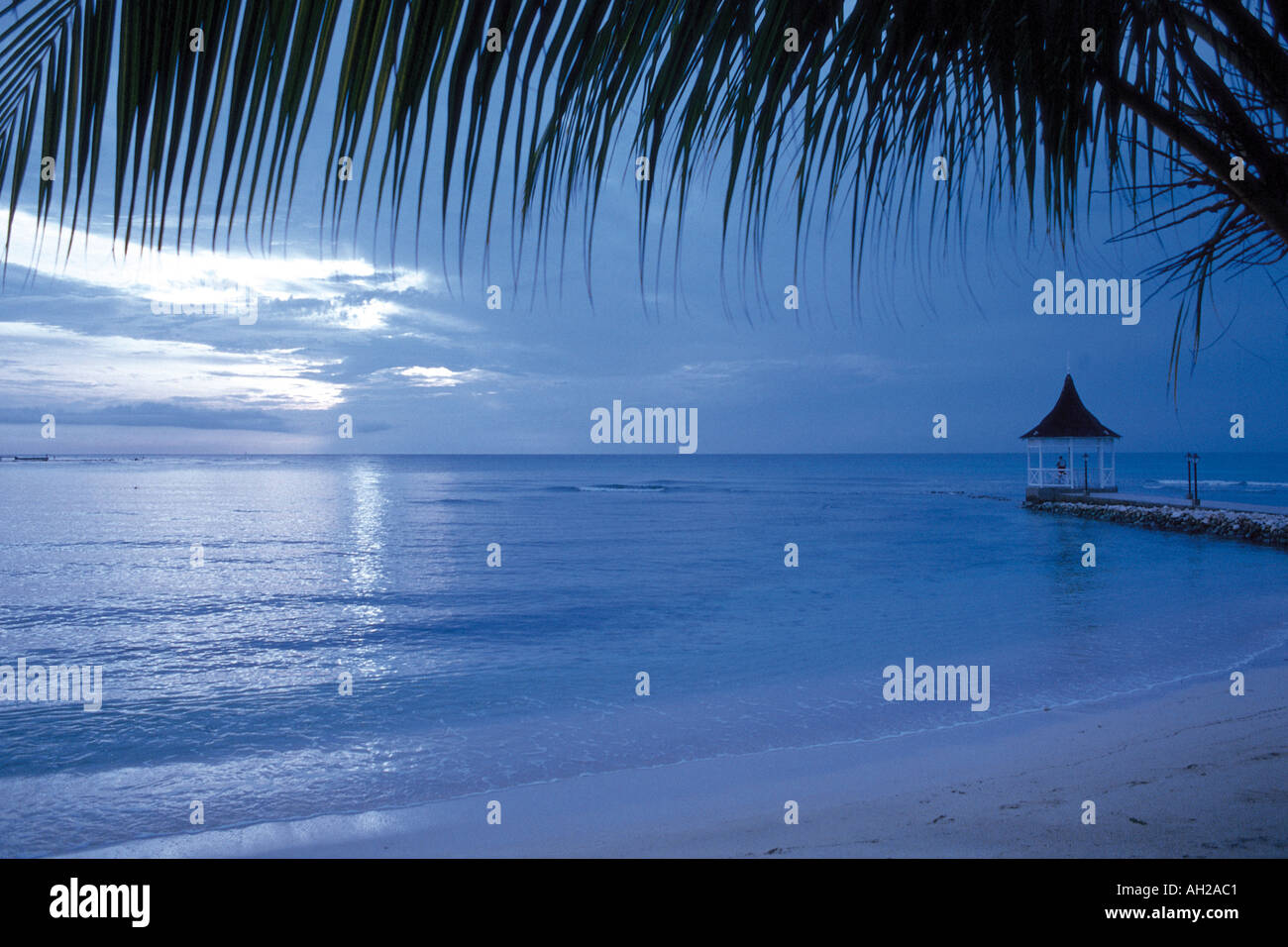 Half moon resort jamaica hi-res stock photography and images - Alamy