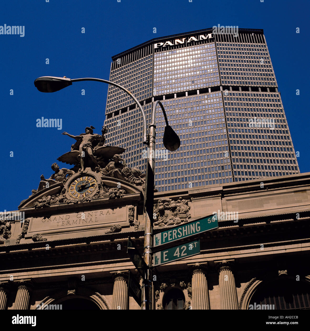 New york panam building hi-res stock photography and images - Alamy