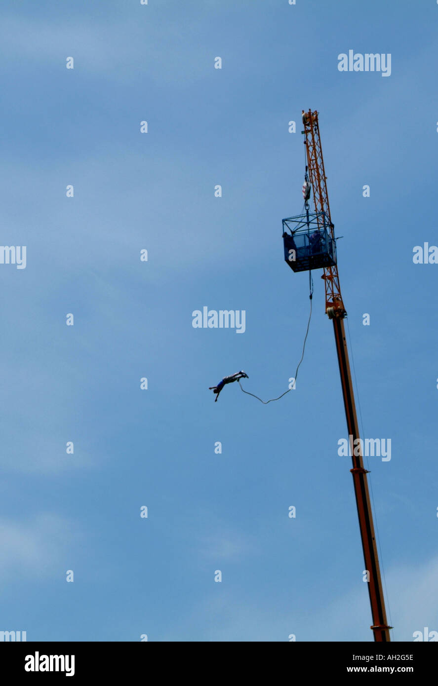 Falling from height hi-res stock photography and images - Alamy