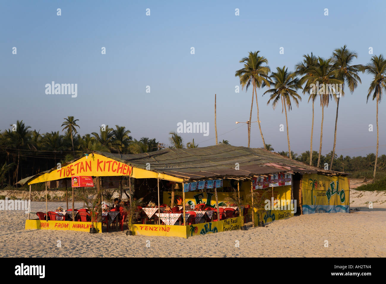 Goa sunset restaurant hi-res stock photography and images - Alamy