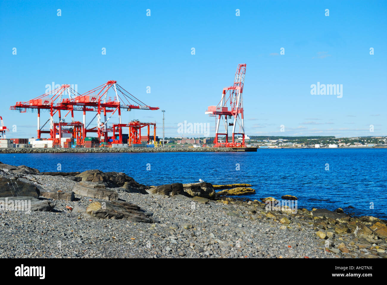 Shipping container on beach hi-res stock photography and images - Alamy