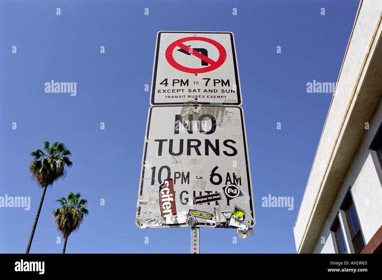 no turns sign Stock Photo - Alamy