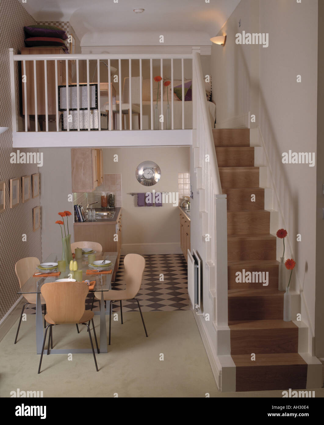 Split Level Living Stock Photo - Alamy