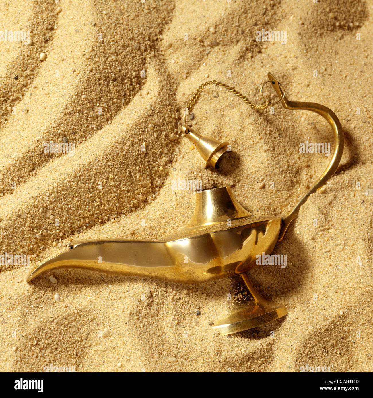 Magic lamp hi-res stock photography and images - Alamy