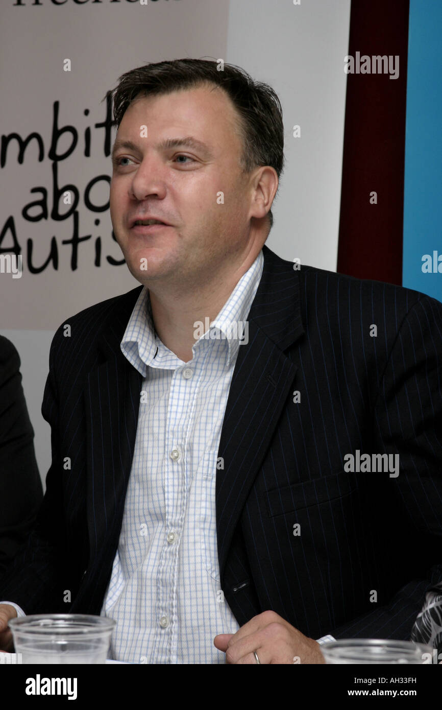 Yvette cooper ed balls hi-res stock photography and images - Alamy