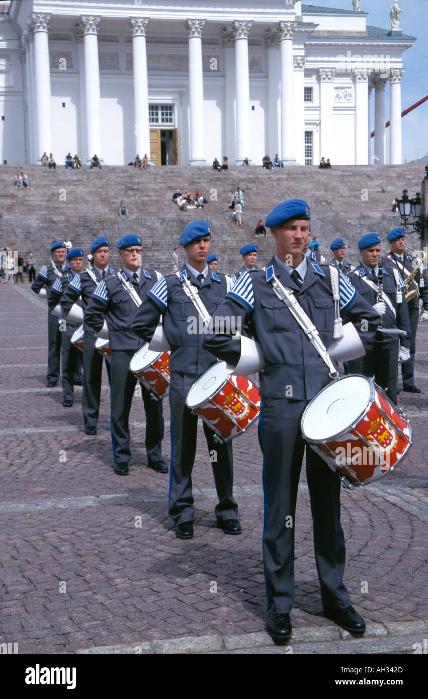 Helsinki soldiers hi-res stock photography and images - Alamy