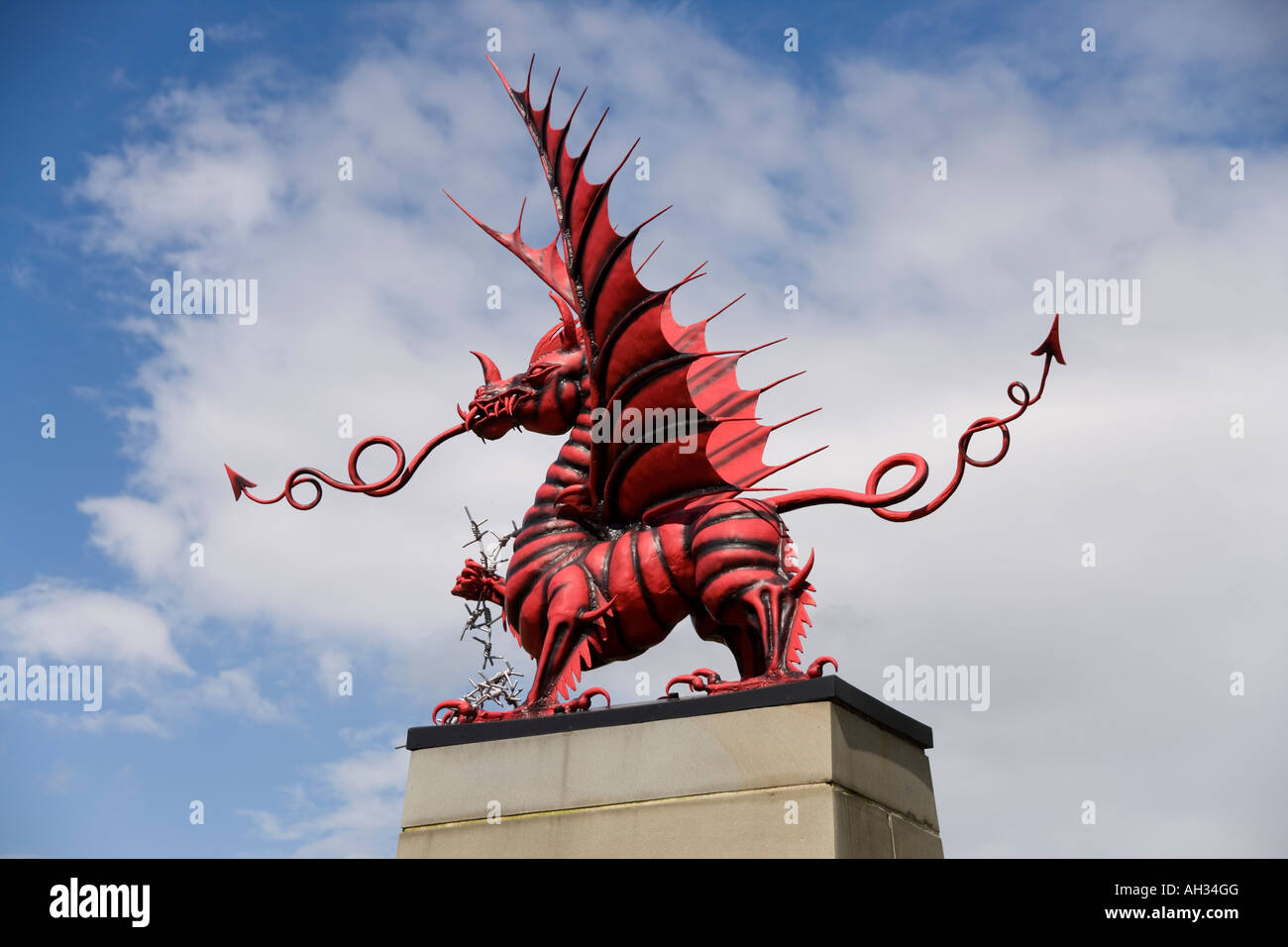 The 38th Welsh Division Red Dragon Memorial overlooking Mametz Wood ...