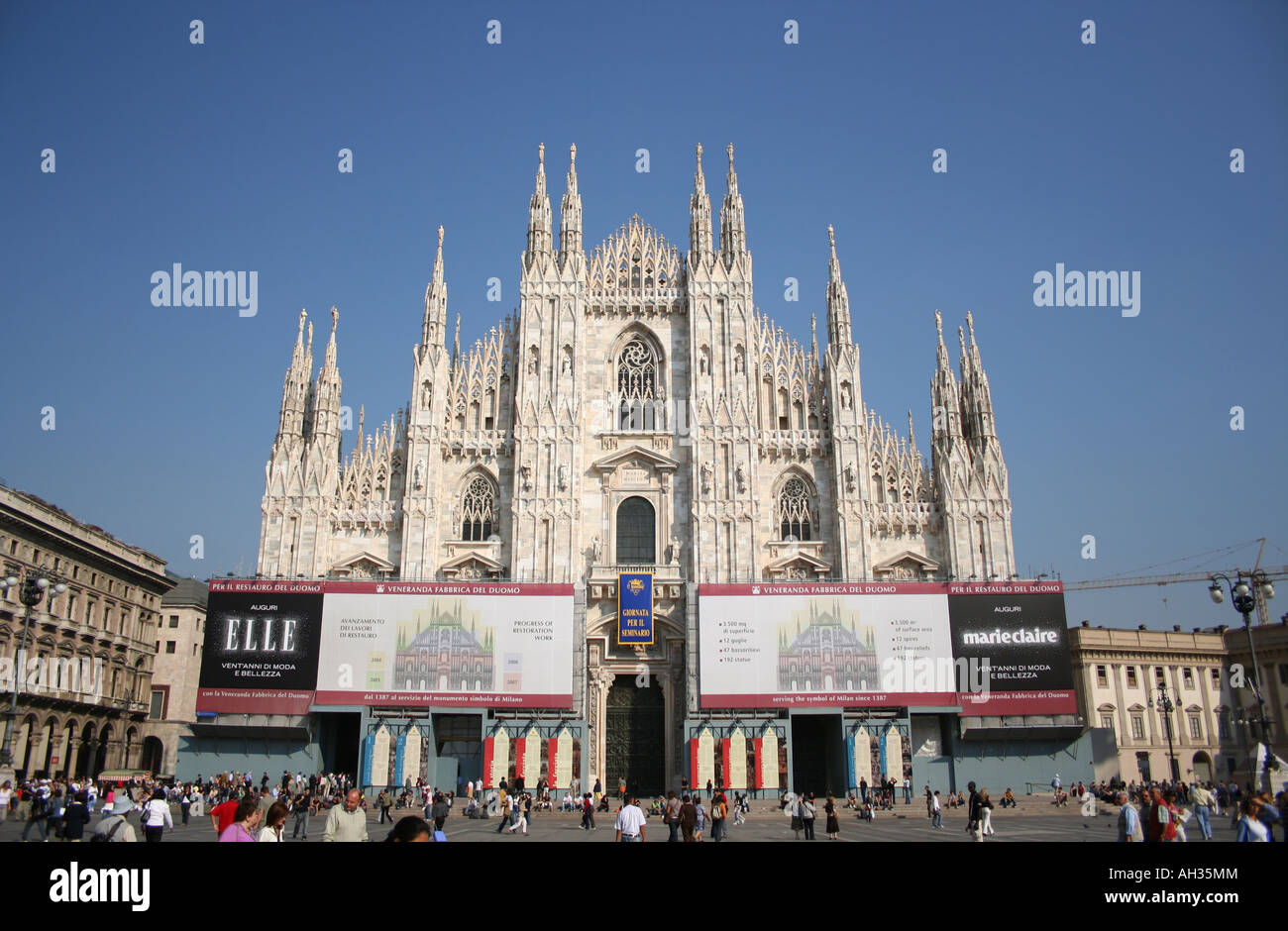 front facade of Duomo Milan Italy September 2007 Stock Photo - Alamy