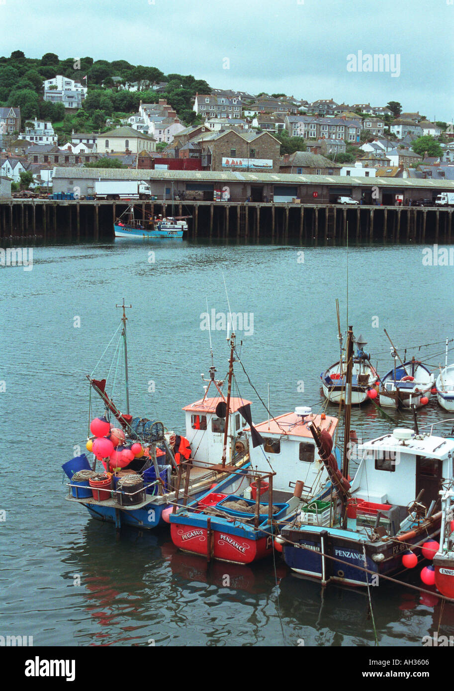 boats in harbour Stock Photo - Alamy