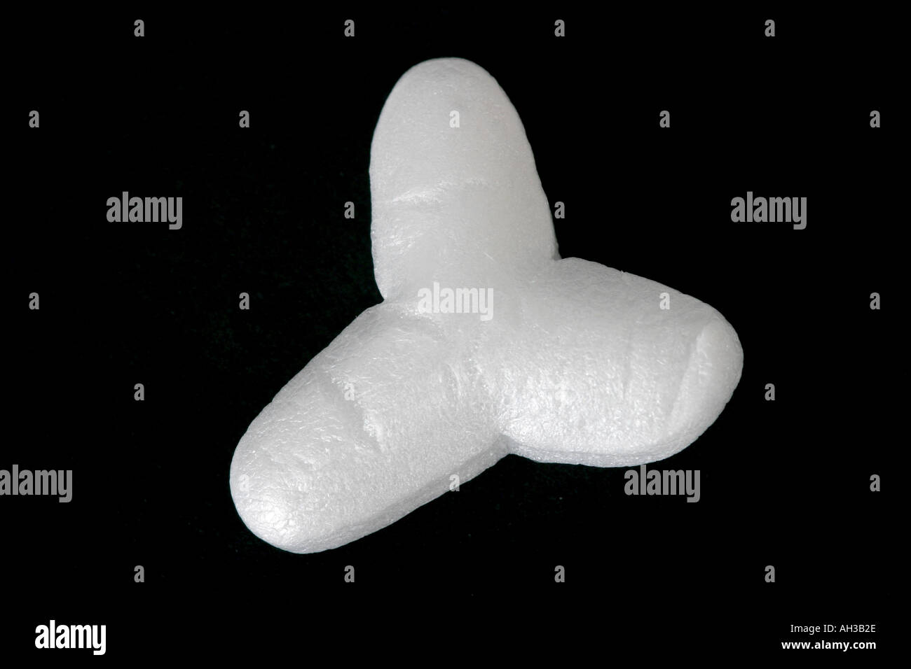 Packing styrofoam pellets hi-res stock photography and images - Alamy