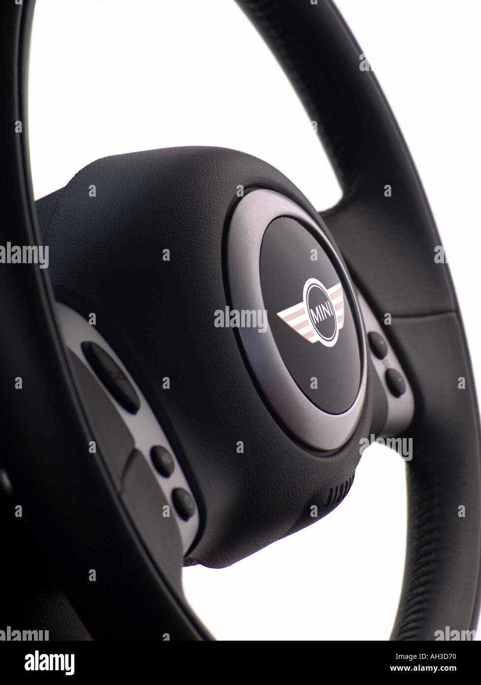new mini steering wheel Stock Photo - Alamy